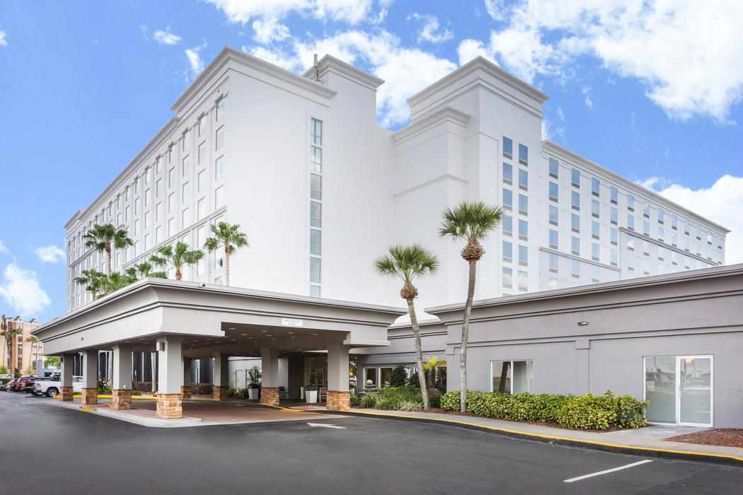 Holiday Inn Suites Across From Universal Orlando ReservationDesk