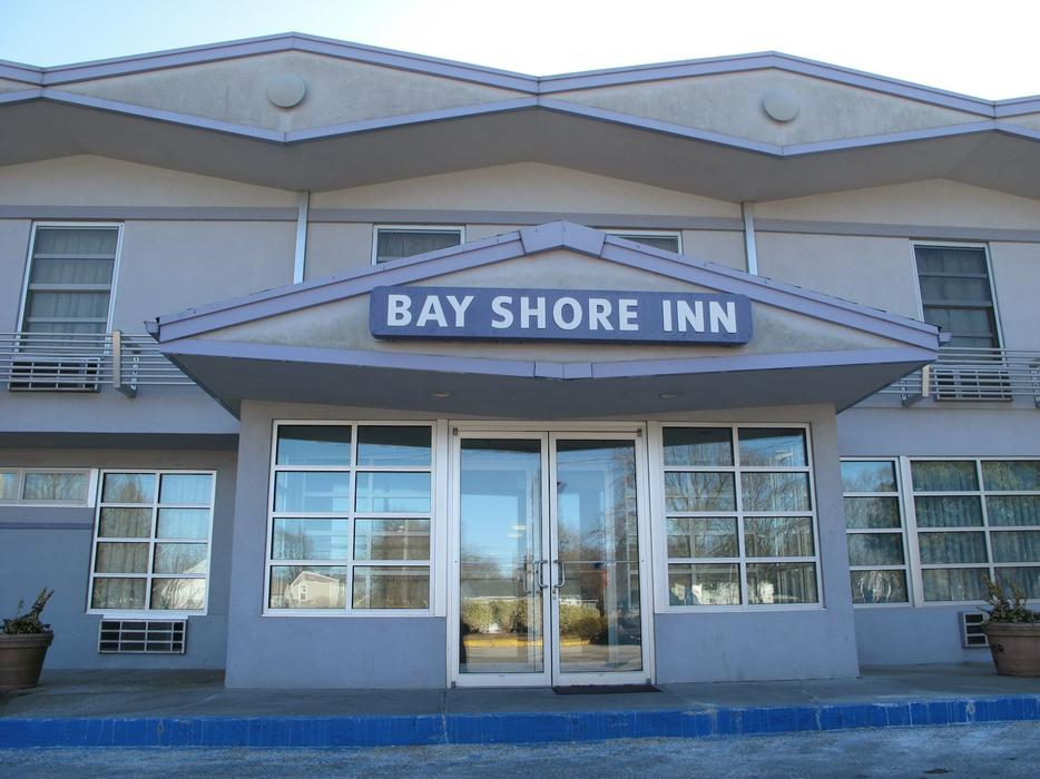 Bay Shore Inn - ReservationDesk.com